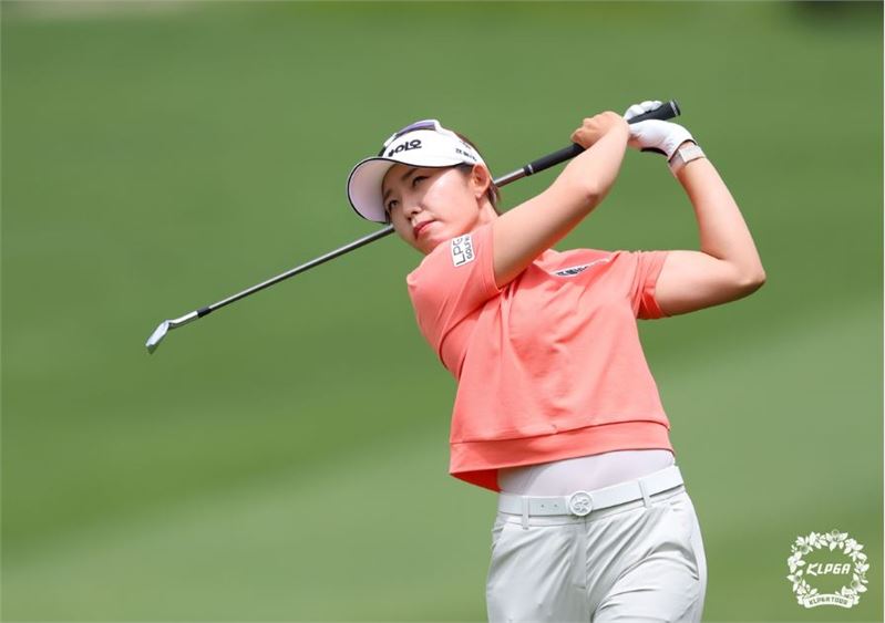 154번째 도전만에 첫 승 배소현, KLPGA E1 채리티 오픈 정상 | 한국레저신문